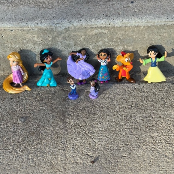 Toys | Colorful Princess And Character Toy Set Of 8 | Poshmark